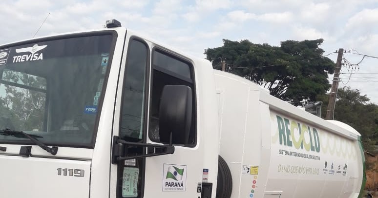 PREFEITO ERIC KONDO ENTREGA CAMINHÃO(R$ 266 MIL REAIS) PARA O POVO DE ...