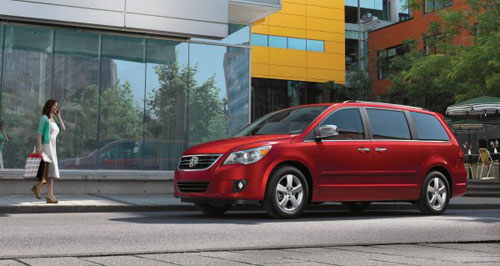 2011 Volkswagen Routan Car Review