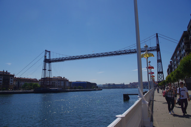 I Want to Travel the World