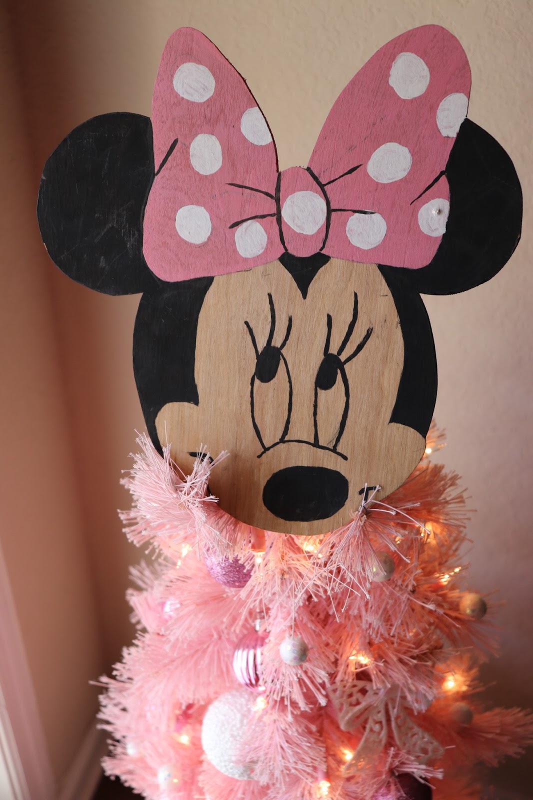 A Minnie Mouse Tree - Pink and Pretty! | Shipwrecked on Fabulous Island