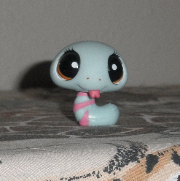 Collectomania: LPS Snakes