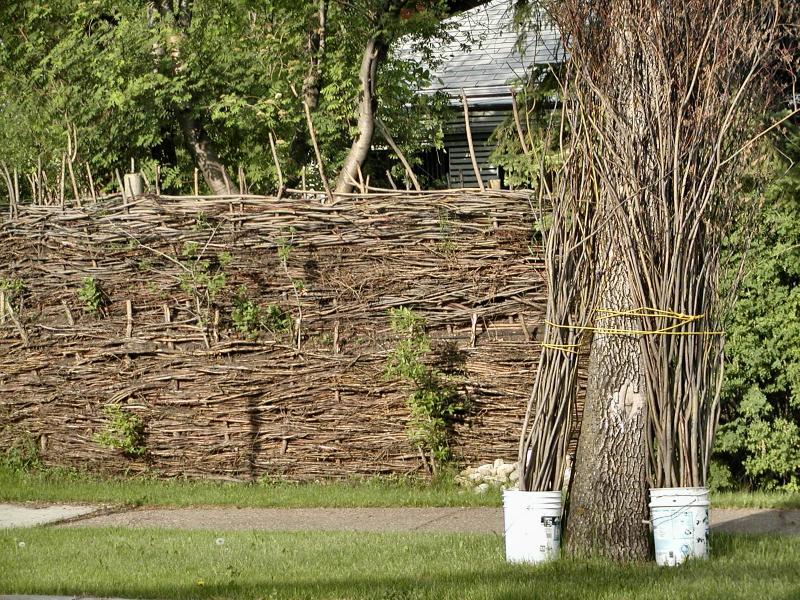 34 Cool and Unique Fences ~ Now That's Nifty