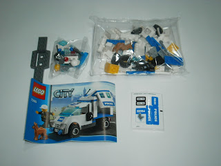 Toy A Day: #630 of Year 2 Lego 7285 City Police Dog Unit