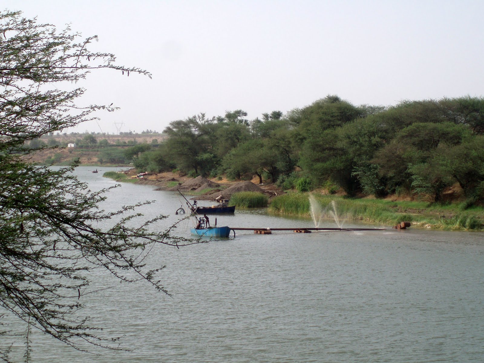 Travelogue Unlimited: Vadu Tulapur and Wagheshwar Temple: A Photo Feature