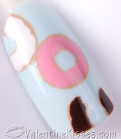 Valentine Kisses: Police inspired nail art (7 designs)