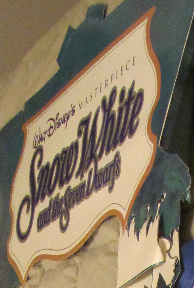 Filmic Light - Snow White Archive: 1994 Snow White VHS Store Display