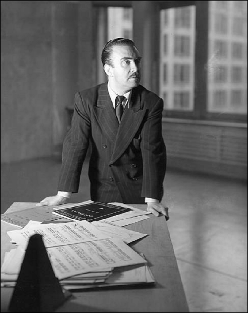 Araucaria: ARABESQUES : CLAUDIO ARRAU (3/5)