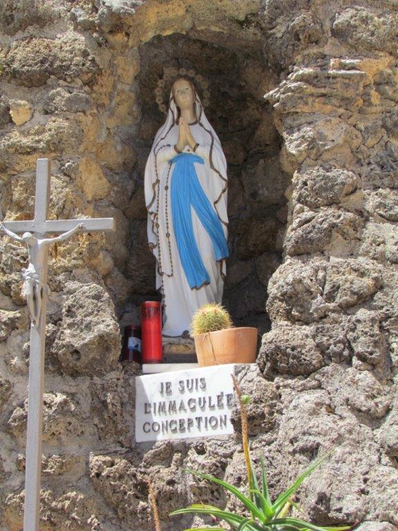Tabernacoli italiani: Colfelice. Madonna di Lourdes