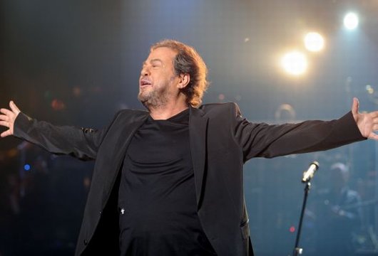 Νησιώτικα Τραγούδια: Ο ΓΙΑΝΝΗΣ ΠΑΡΙΟΣ ΣΤΑ ΝΗΣΙΩΤΙΚΑ ΠΑΡΕΑ ΜΕ ΤΗΝ ...