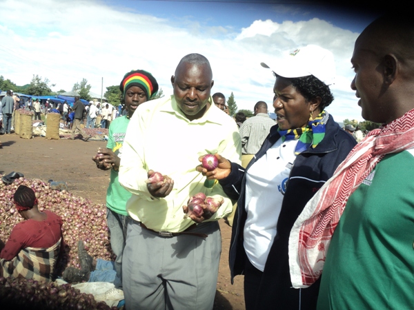 SINGIDA YETU: Mkuu wa wilaya ya Singida afanya ziara ya kukagua usafi ...