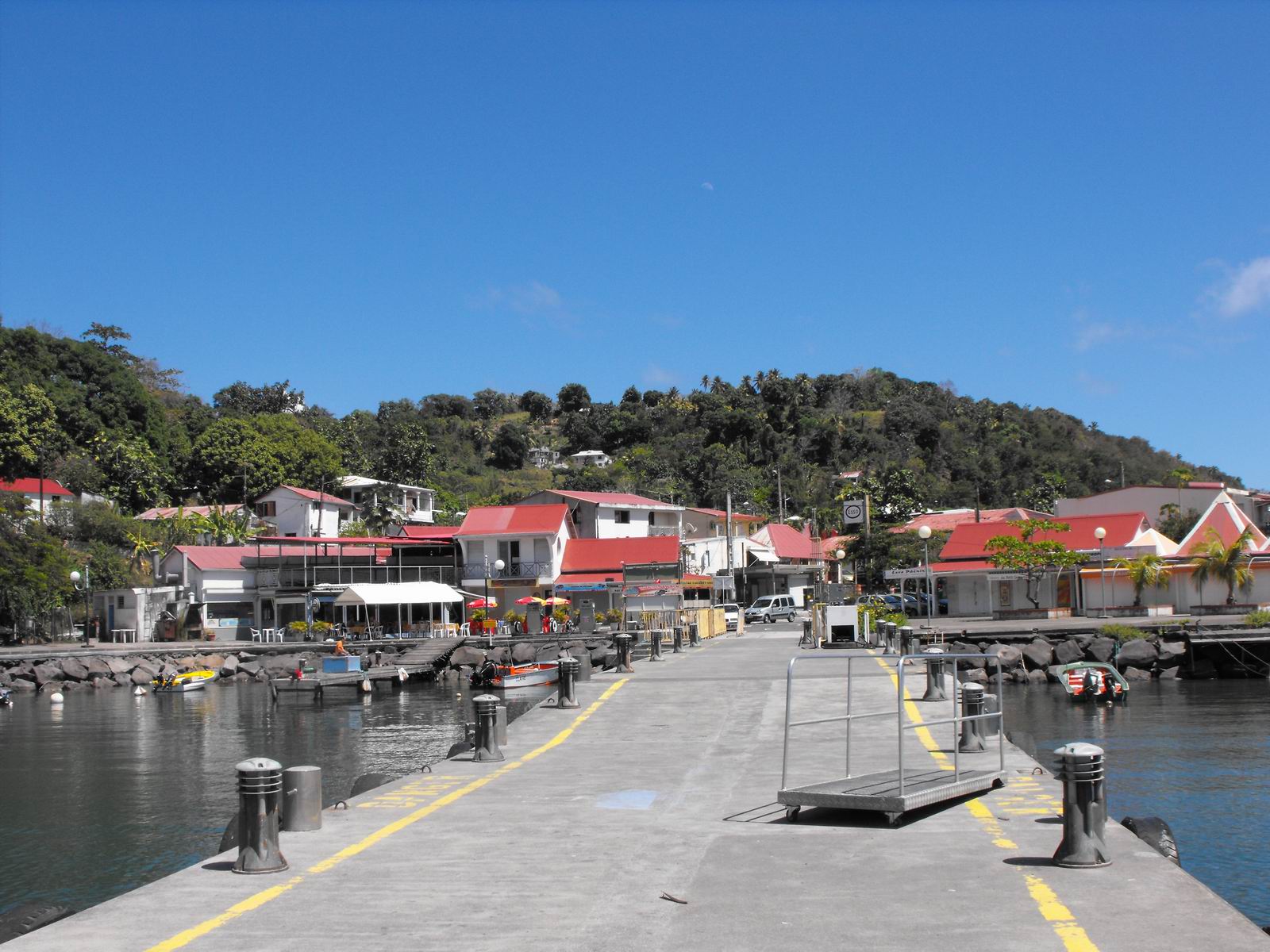 Le port de pêche Trois-Rivières (Guadeloupe)