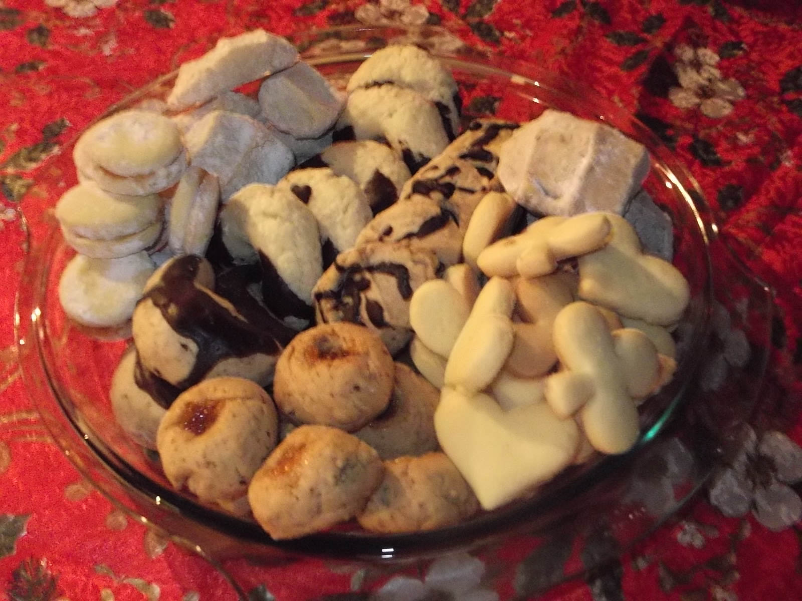 Sneško domaćica: POSNI KEKS SA ORASIMA - STISKAVCI, POLUMESECI, BANINI ...