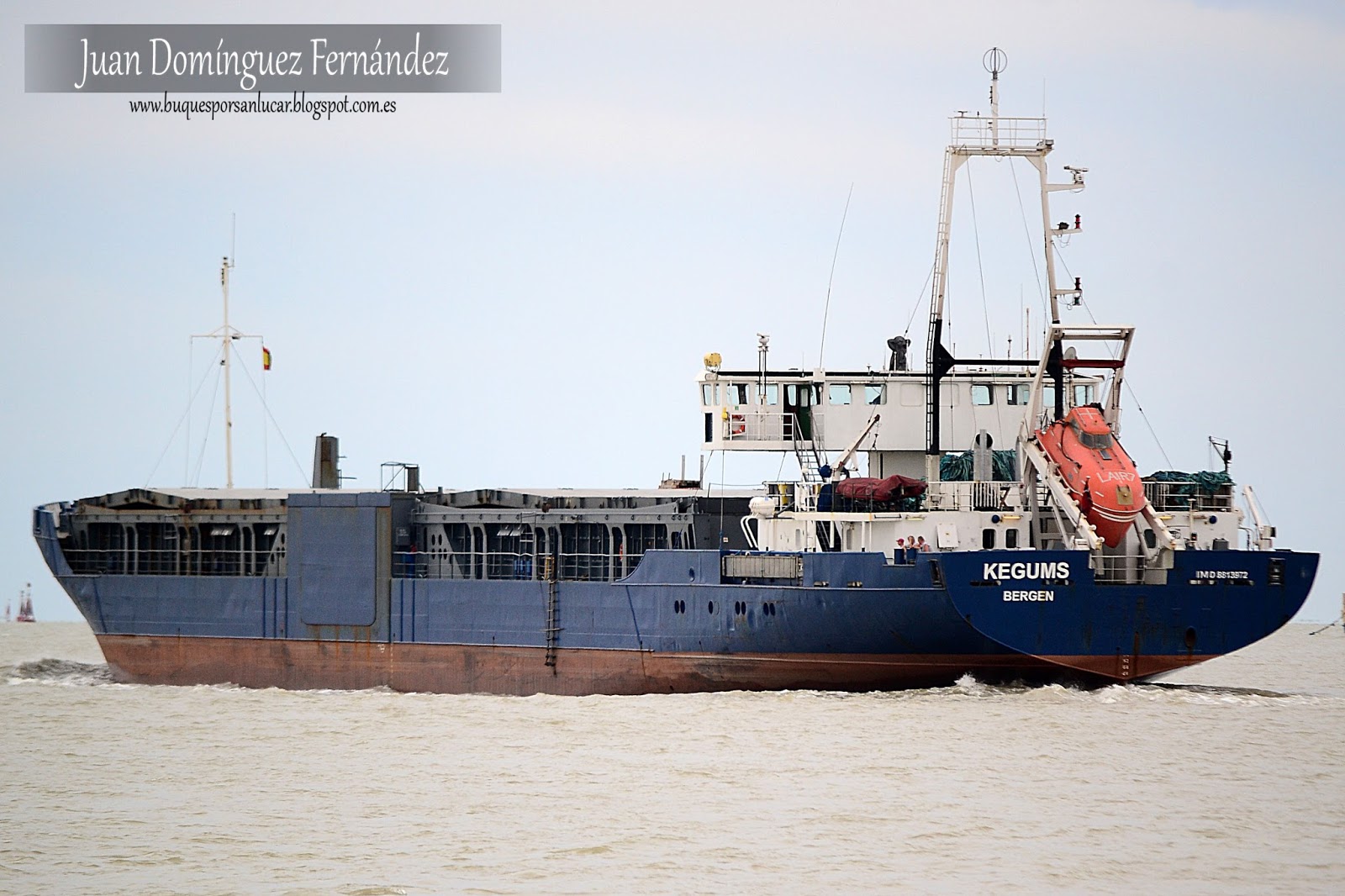 BUQUES MERCANTES A SU PASO POR SANLUCAR DE BARRAMEDA: KEGUMS - IMO 8813972