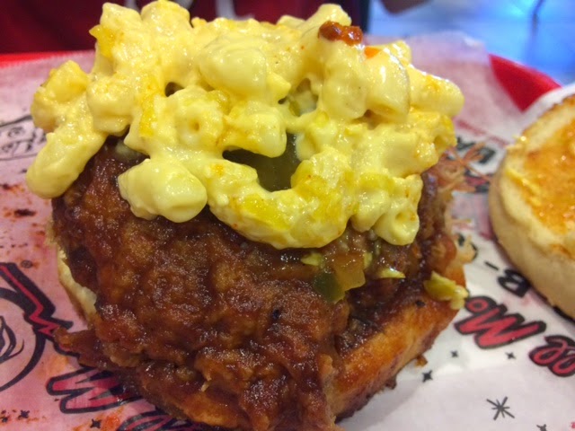 Man Up: Tales of Texas BBQ™: Burger & chopped pork at Full Moon BBQ ...