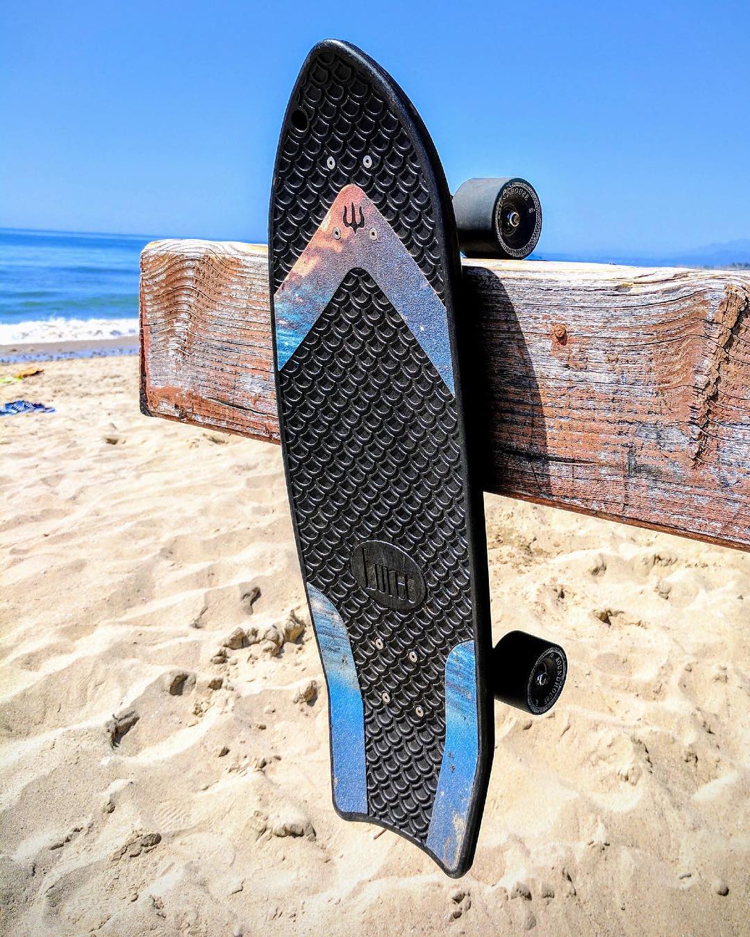 Bureo Skateboards - Boards made of recyled fishnets