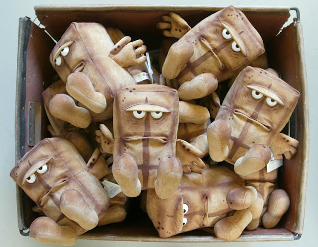 >> Introducing: Bernd Das Brot - Germany's Most Grumpy Yet Most Beloved ...