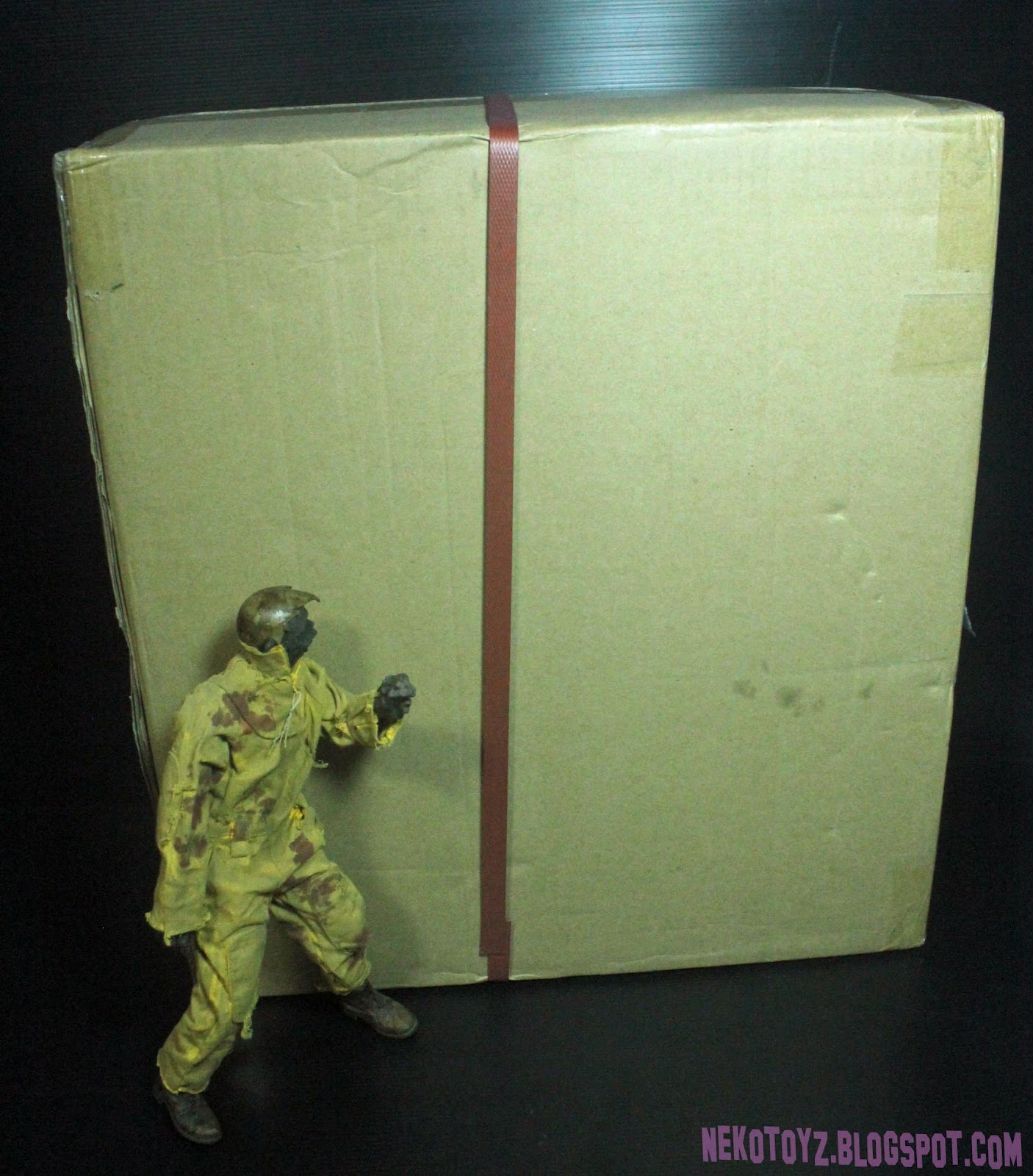 Neko Toyz: 3A 1/6 World War Robot Darwin Rothchild Review