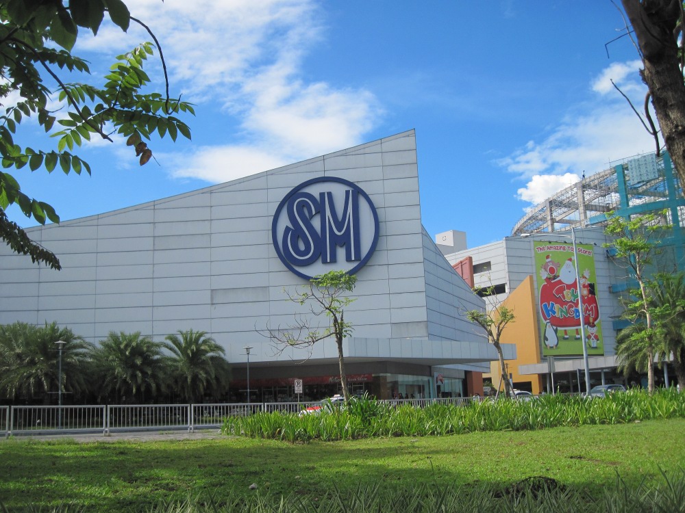 Mike Pua's Blog: Ice Skating at SM Mall of Asia