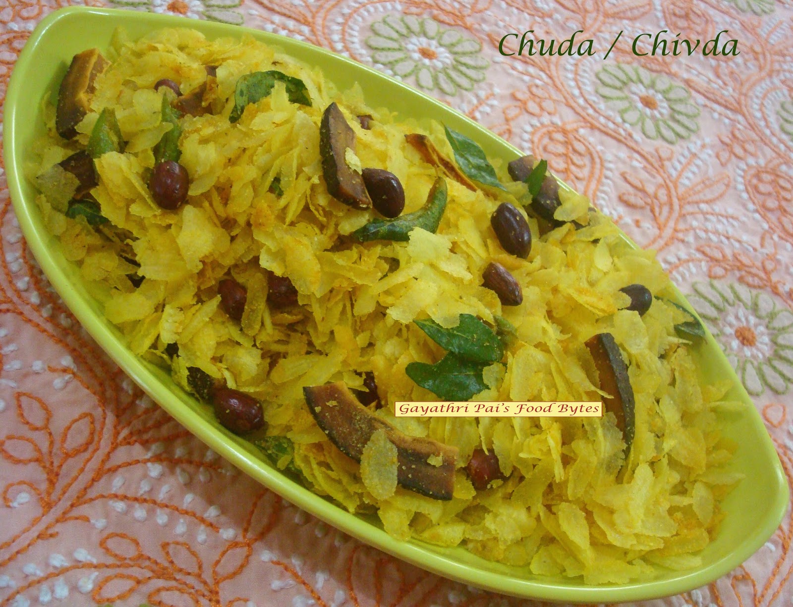 Gayathri Pai's Food Bytes: Poha Chivda