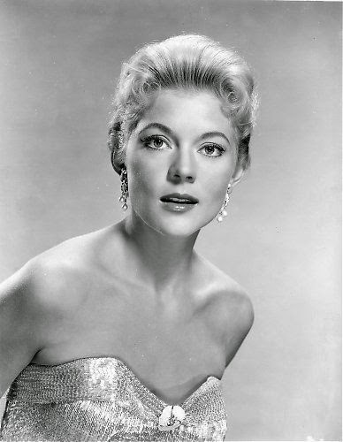 Laura's Miscellaneous Musings: A Birthday Tribute to Peggie Castle