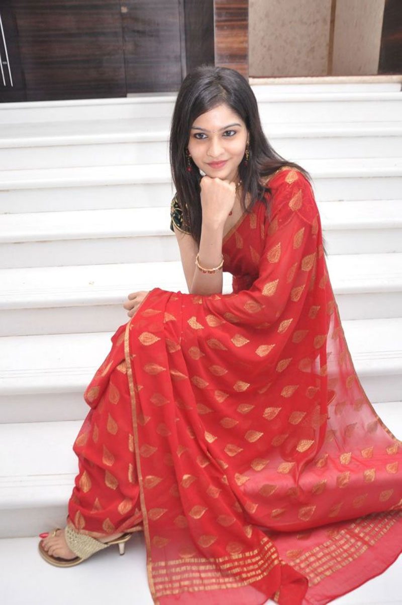 Gorgeous Actress Vibha Natarajan latest Photos