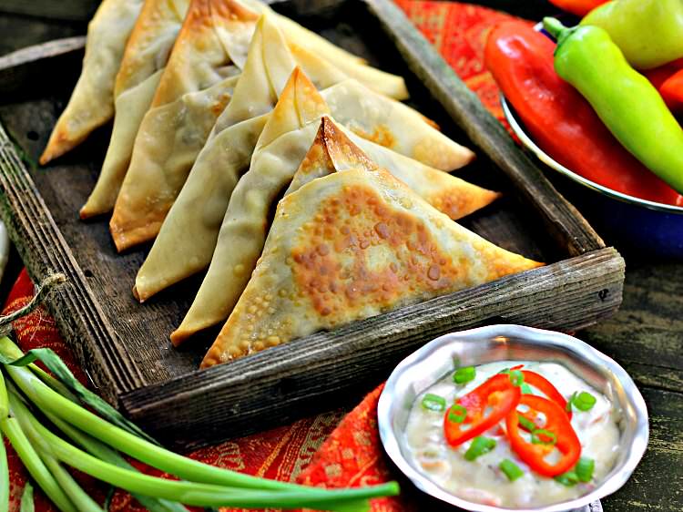 Spicy Vegetable Samosas - Delicious