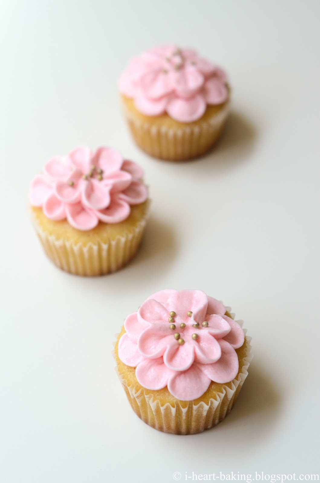 i heart baking!: pink flower cupcakes for baby's first birthday