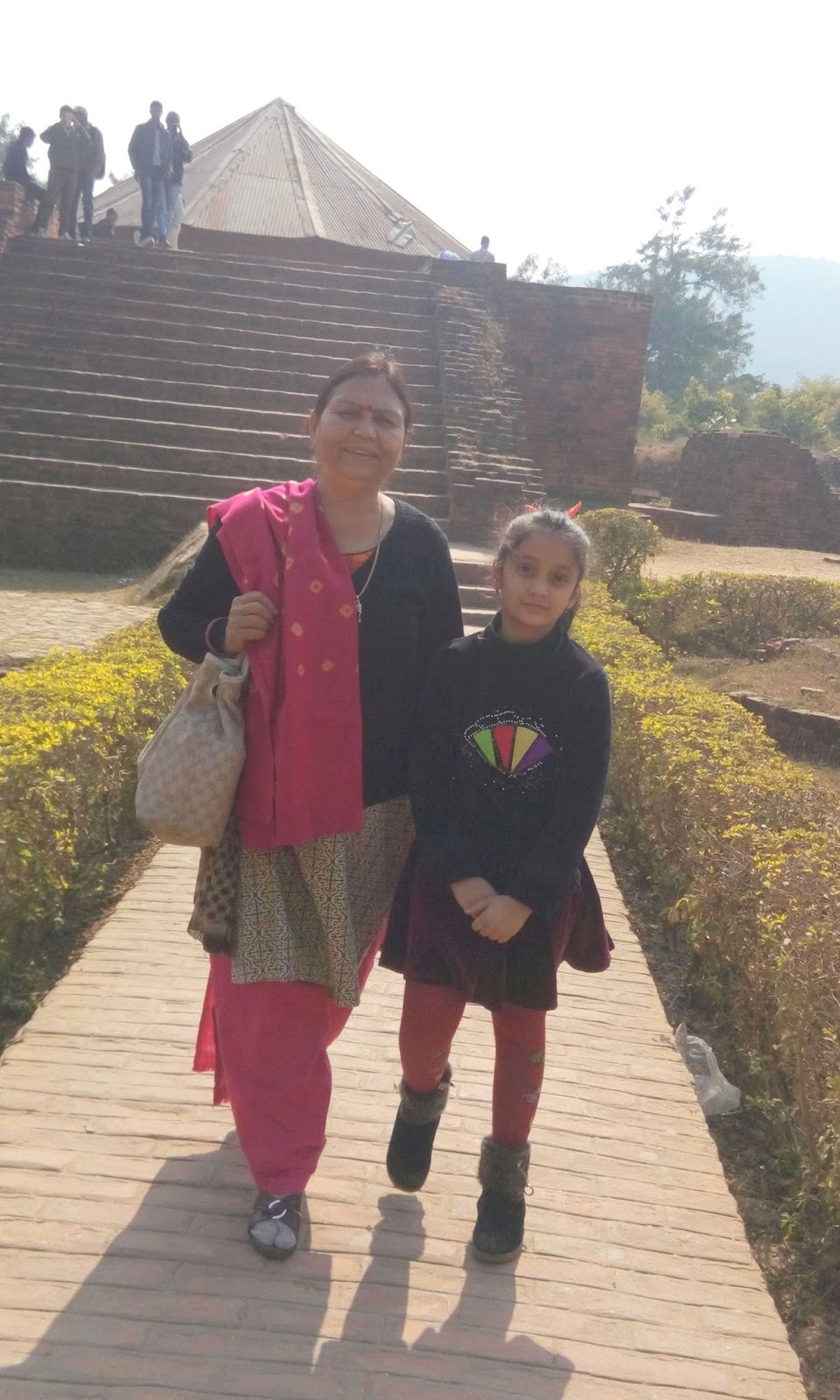 traveltoembracelife: Want to broaden your horizon? A visit to Bodhgaya ...