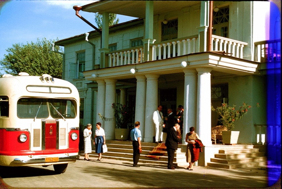 30 Fascinating Color Photographs That Capture Everyday Life of Tashkent ...