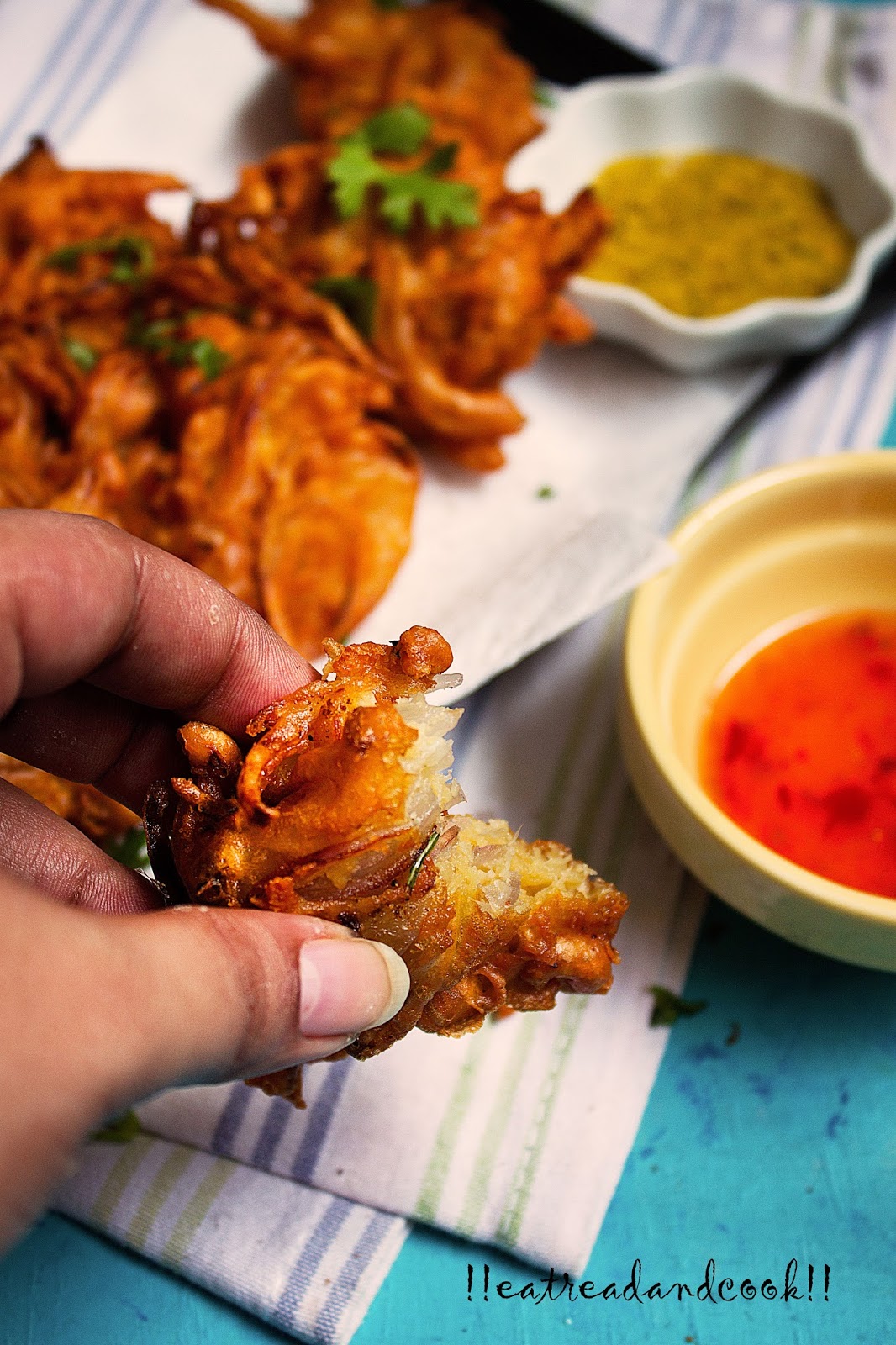 Pyaji / Onion Bhaji / Onion Fritters