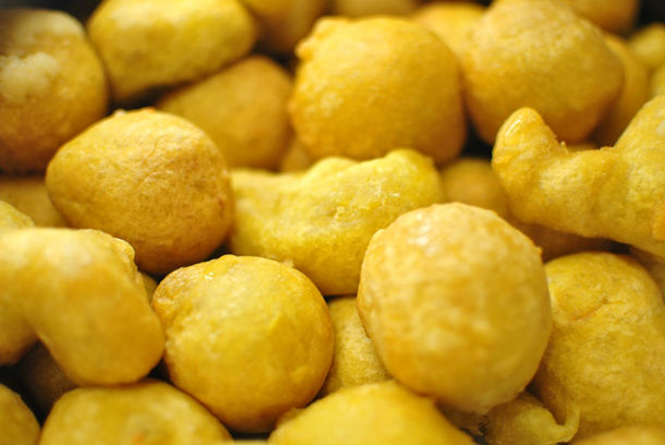 Trini Street Kitchen: Pholourie without chutney is just wrong!