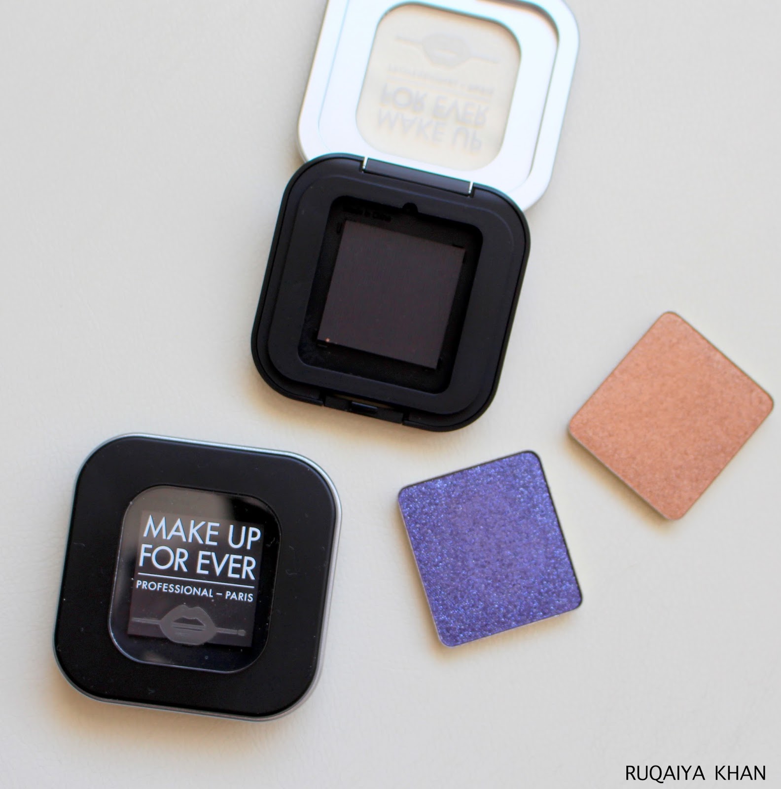 Ruqaiya Khan: MAKE UP FOR EVER Artist Color Eye Shadow in Blueberry and ...