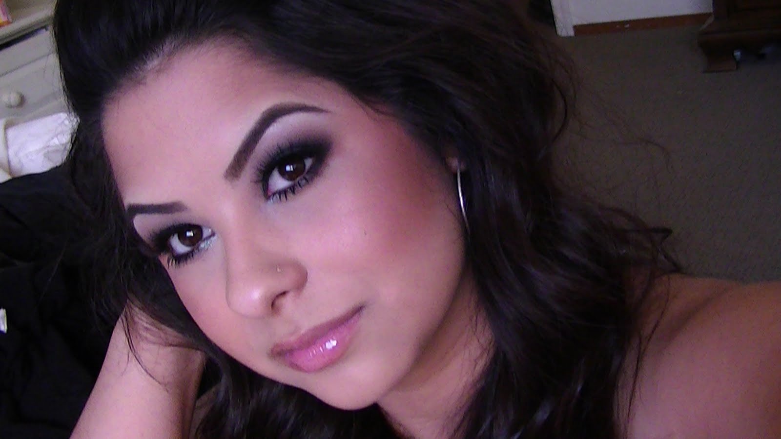 Ariel Hope: June 2011