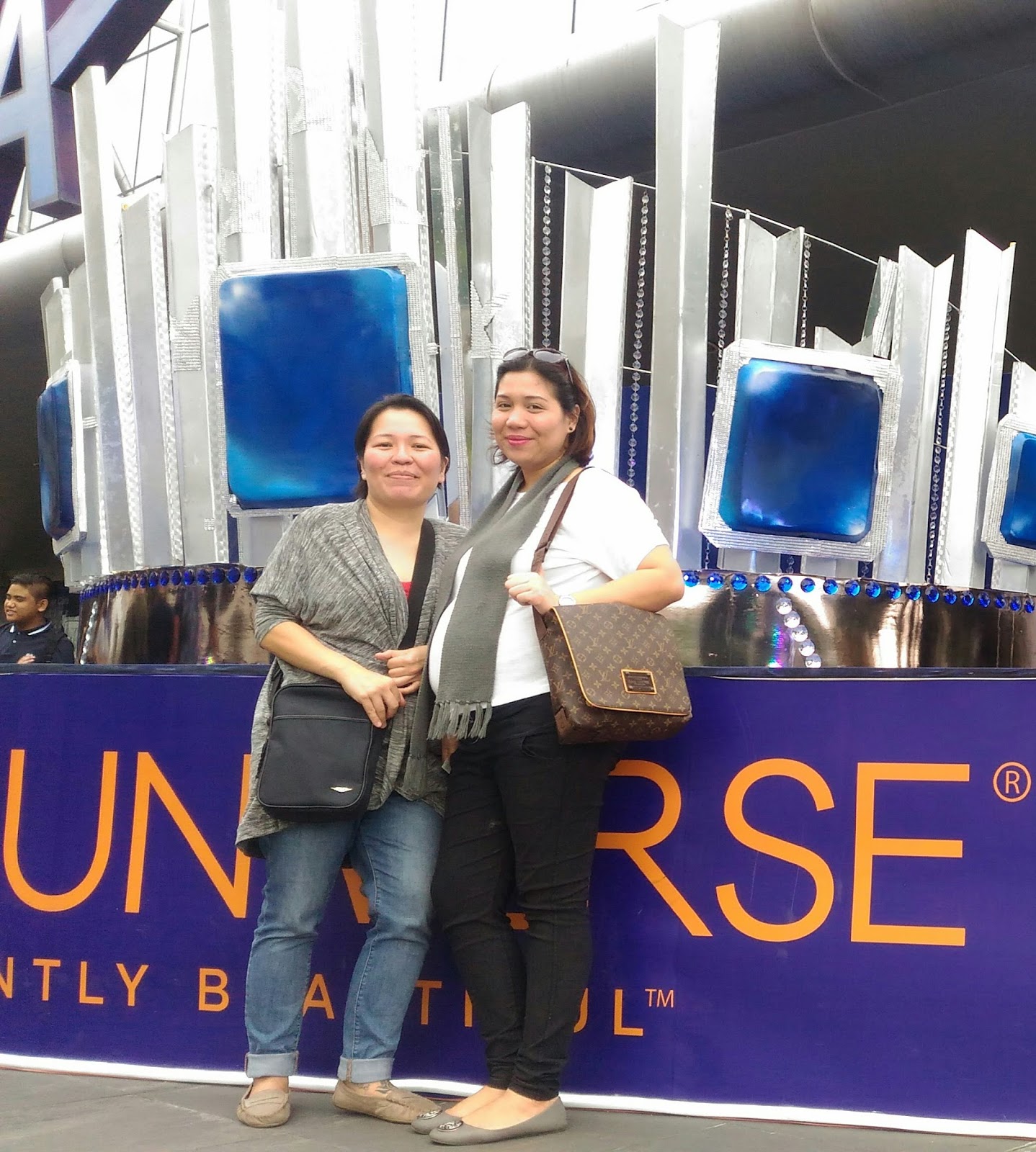 Miss Valenzuela: Miss Universe in Manila 2016: The Dress Rehearsal