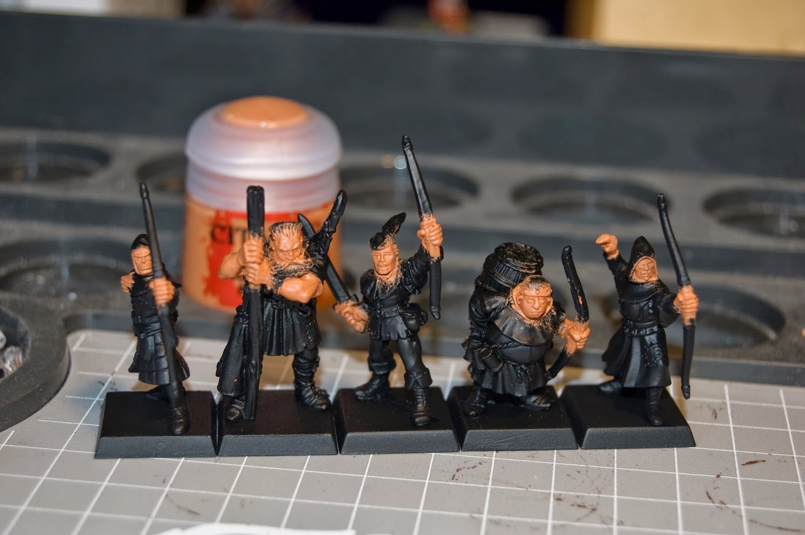 grashnak is painting miniatures