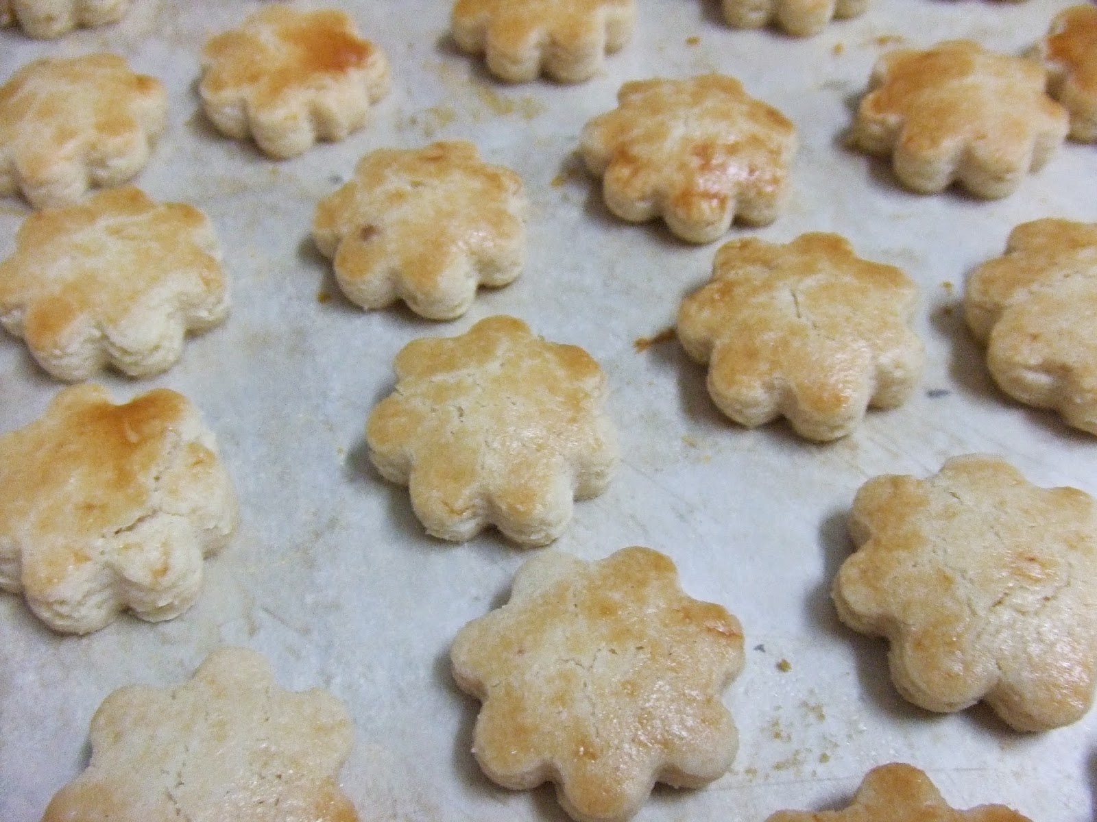 MY-HUMBLEKITCHEN: GROUNDNUT BISCUITS