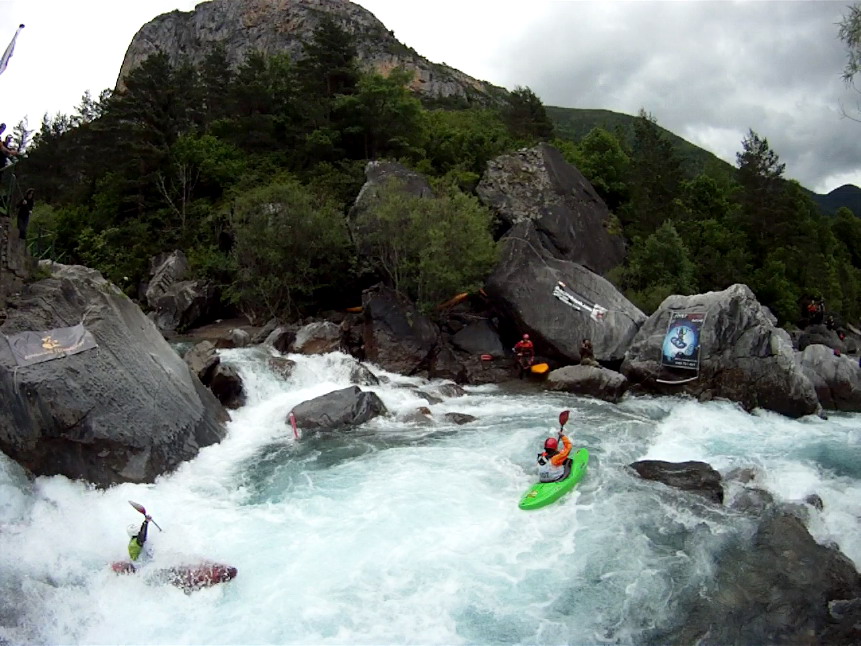 ONLY KAYAK: 3ª COMPETICIÓN DE KAYAK EXTREMO EN EL ARA