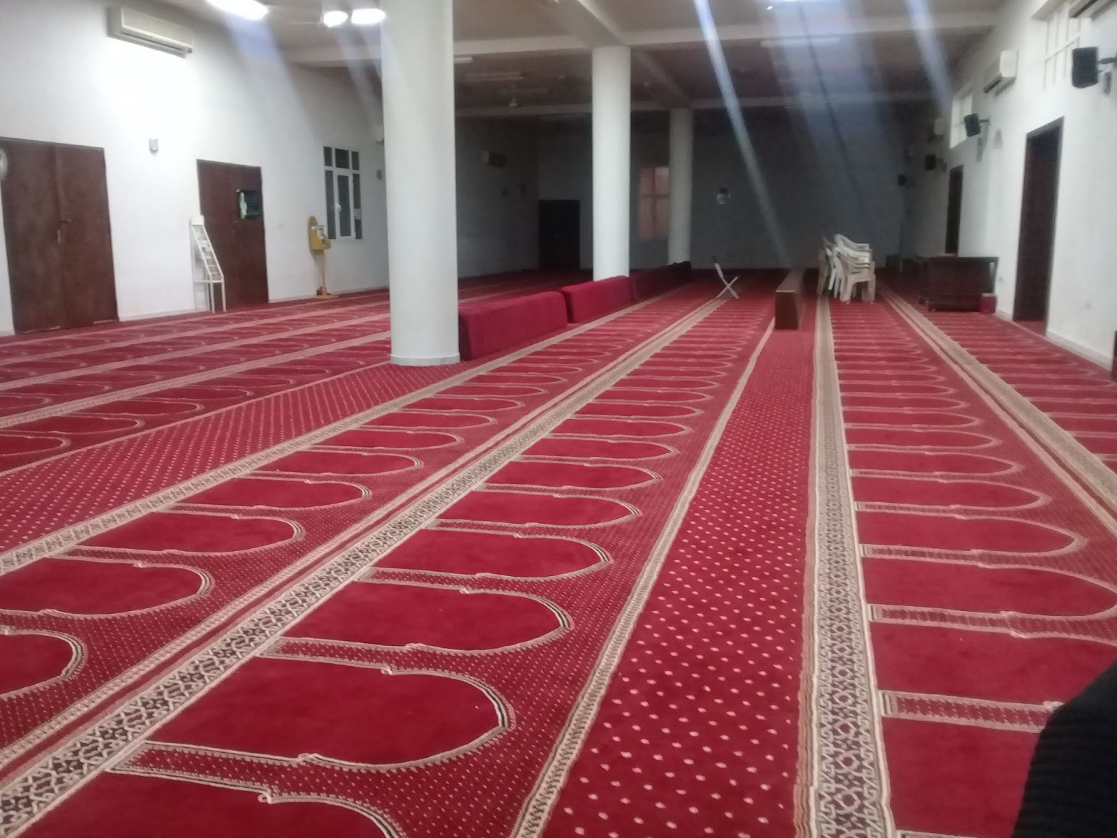 Living in Riyadh [part 22]: Mushalla lin Nisaa' ~ fathelvi's blog