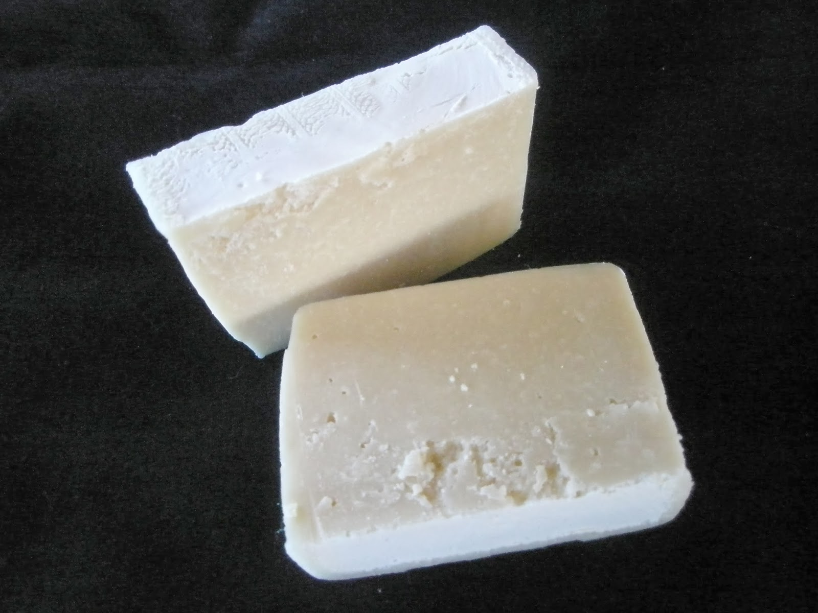 Arty Green in Paradise: Making Soap