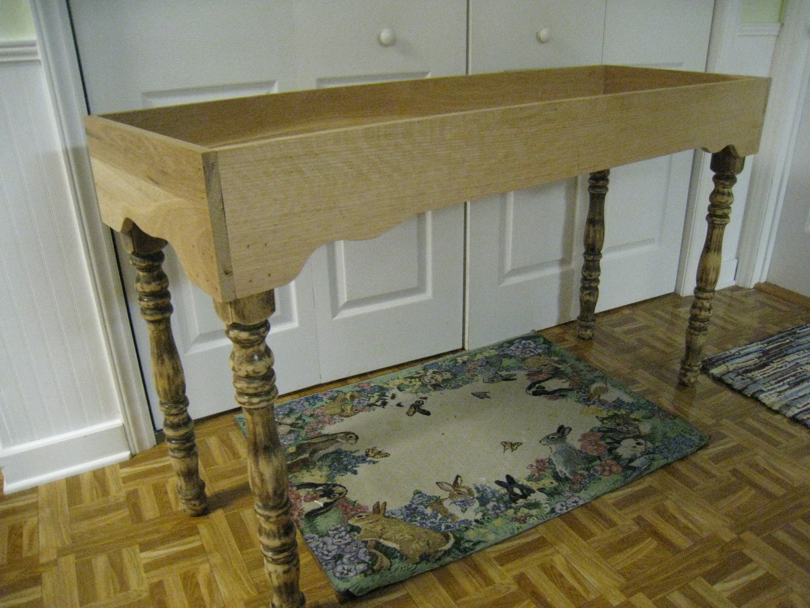 Repurposed For Life: Piano keyboard made into a table