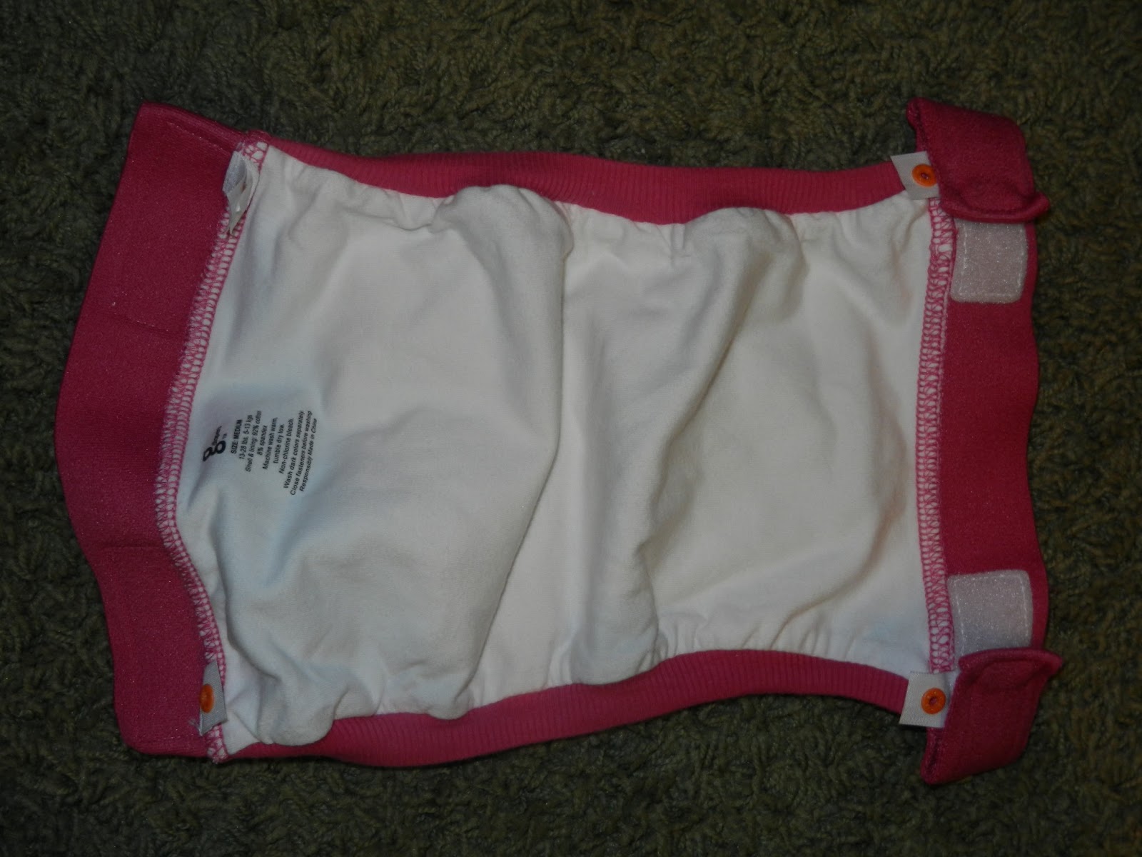 Ramblings of a Cloth Diaper Addict: gDiapers Review and *Giveaway*