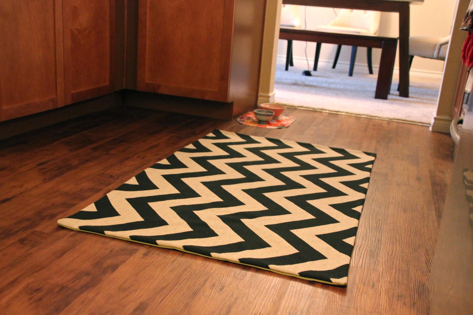 Reversible Chevron Rug: a tutorial | Sweet Verbena