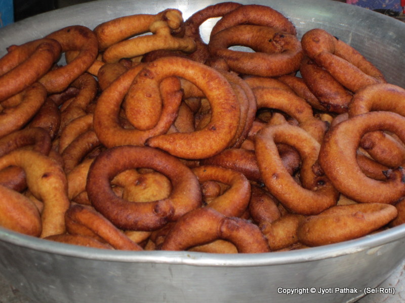 Taste of Nepal: Sel-Roti -Fried Rice Bread - (सेल-रोटि)
