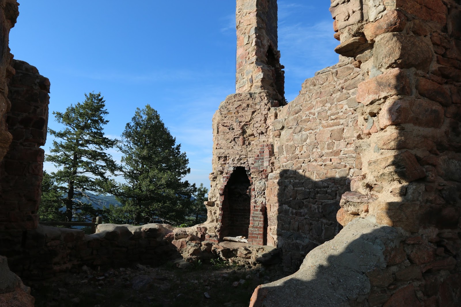 gjhikes.com: Walker Home Ruins