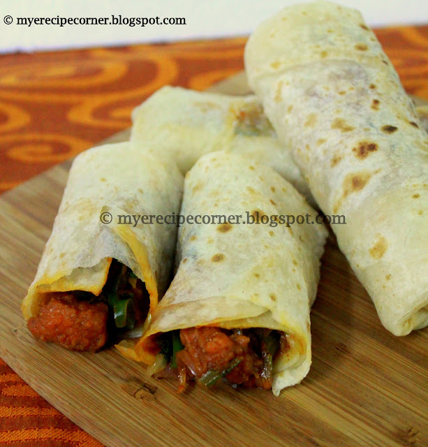 Mye's Kitchen: Paneer Kathi Roll