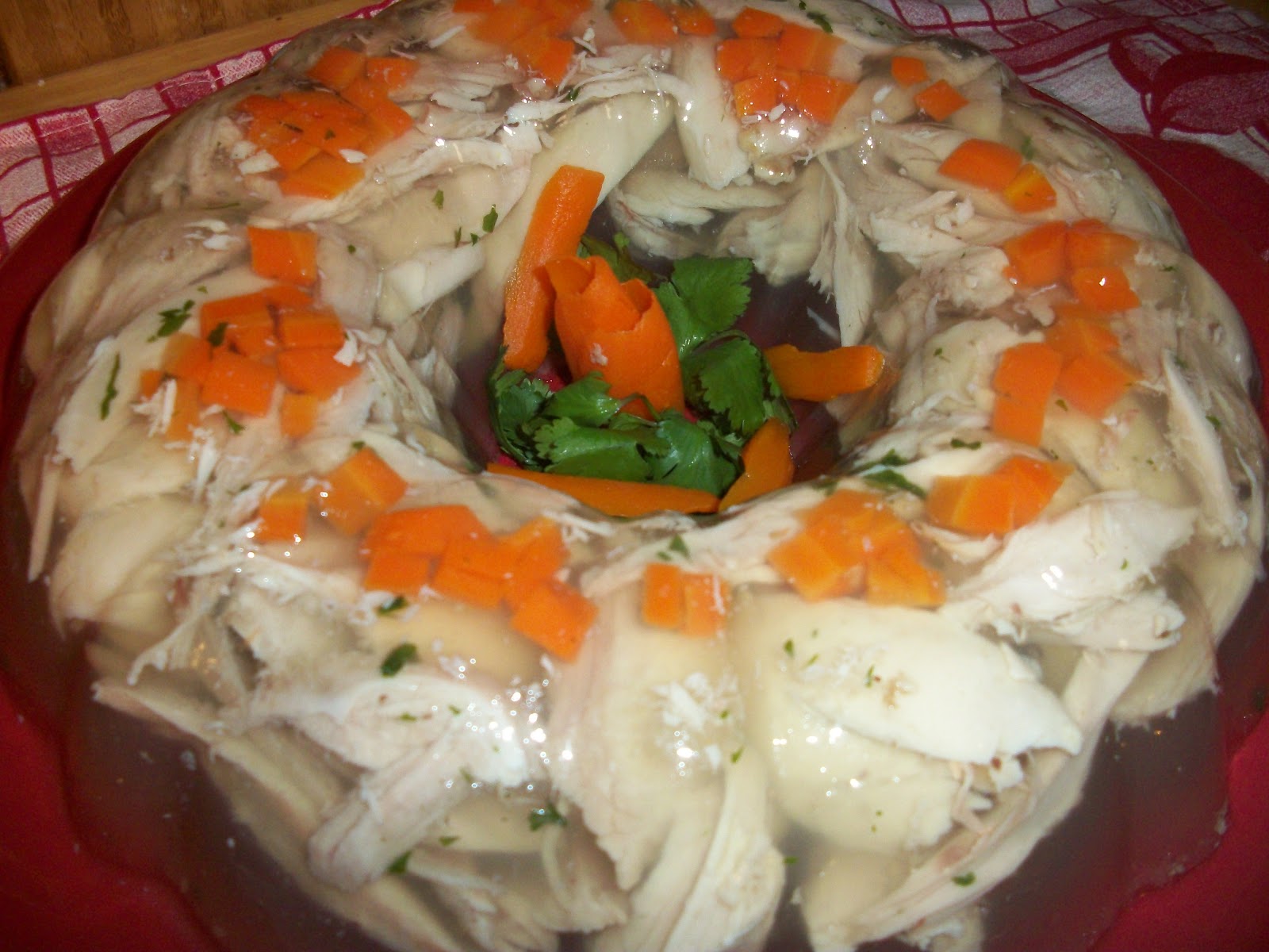 Cooking with love ! : Racituri de pui ( Piftie de pui )