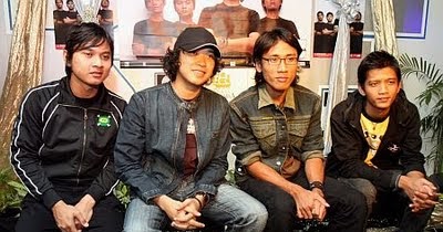 Download Kumpulan Lagu Letto Band Mp3 Terpopuler | Pusat Musik Lengkap