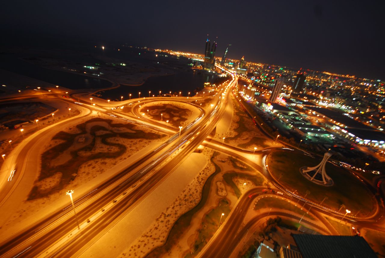 EXPLORE THE WORLD: Manama, Bahrain; Image Gallery