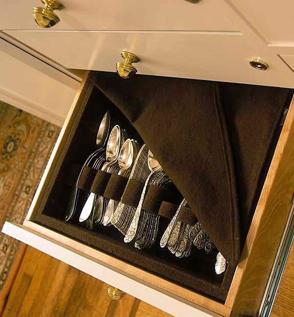 Stephanie Stokes and Elegant Rooms That Work - interiors and decor magazine