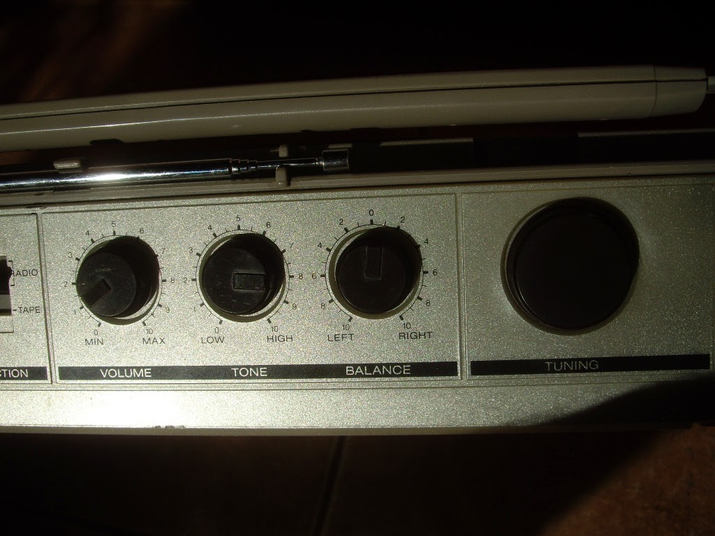 МАГНИТОЛиЯ - бумбоксы, магнитофоны и магнитолы!: Sharp GF-4949H. Топовый "четвертой" серии.